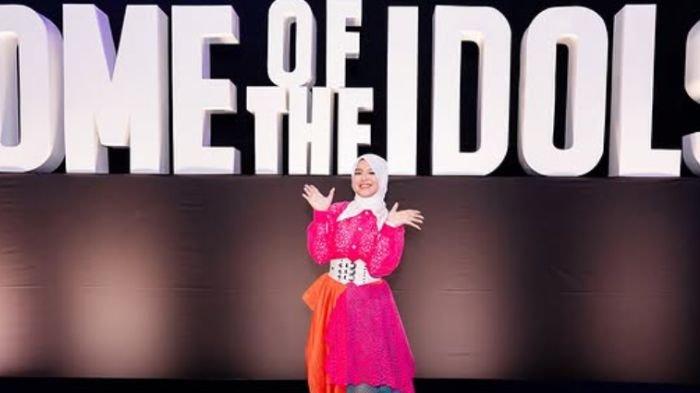 Sosok Nakei Indonesian Idol 2025 yang Tereliminasi di Spektakuler Show ...