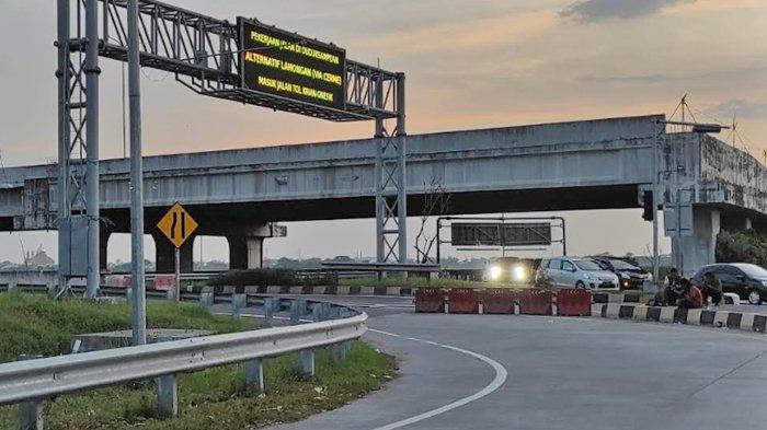 Tarif Tol KLBM Naik, Sopir Truk Pilih Lewat Jalan Umum - Surya.co.id
