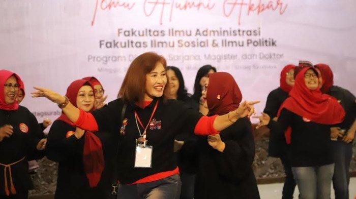 Alumni Lintas Generasi Ramaikan Reuni Akbar FISIP Untag Surabaya ...