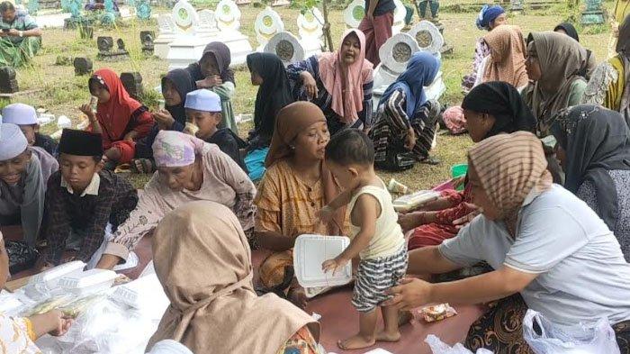 Tradisi Rokat Jelang Ramadhan di Bangkalan, Bertukar Berkat Memupuk ...