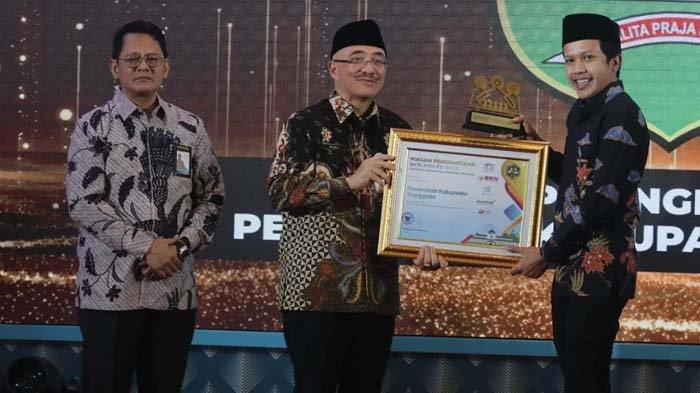 Sabet 3 Penghargaan BKN Award 2023, Pemkab Trenggalek Jadi Daerah dengan NSPK Manajemen ASN ...