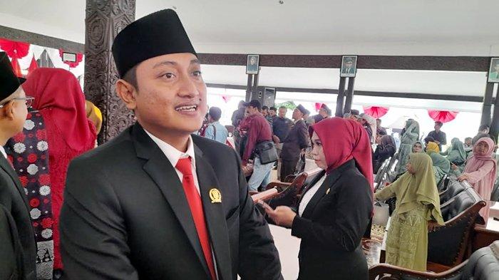 Baru Saja Dilantik, Anggota DPRD Lumajang Ini Segera Mengundurkan Diri ... Baru Saja Dilantik, Anggota DPRD Lumajang Ini Segera Mengundurkan Diri ...
