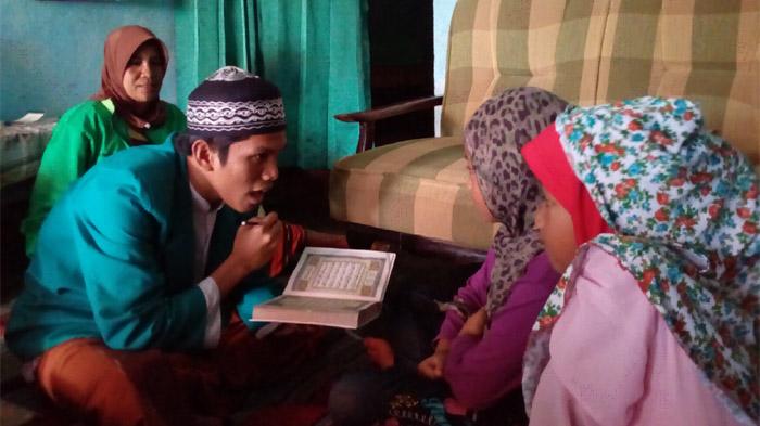 3 Jurus Mudah Berbagi Berkah Ilmu dengan Sesama - Surya.co.id