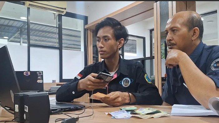 Alat Deteksi Uang untuk Tunanetra Ciptaan Mahasiswa ITATS, Bisa Digunakan Gratis - Surya.co.id
