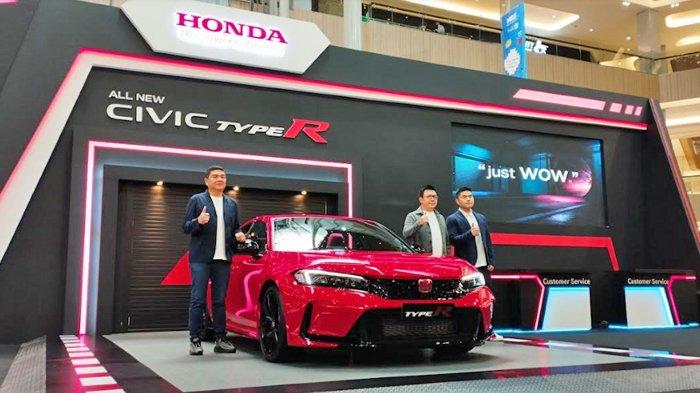 Sedan Premium All New Honda Civic Type R Tampil Perdana di Surabaya ...