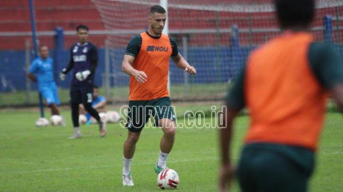 Seperti Ini Pujian Pelatih Persik Kediri Joko Susilo untuk Tiga Pemain ...