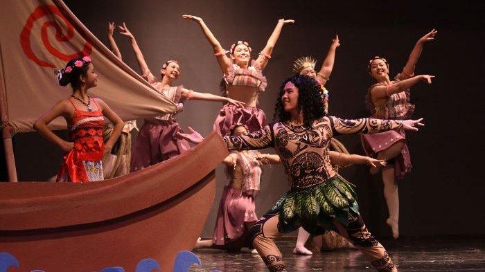 Enerjik Dan Dinamis, 100 Siswa Premiere School of Balet Tampilkan ...