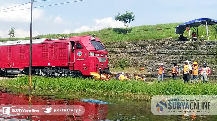 Banjir Surut, Jalan Raya Porong Beroperasi Lagi - Surya.co.id