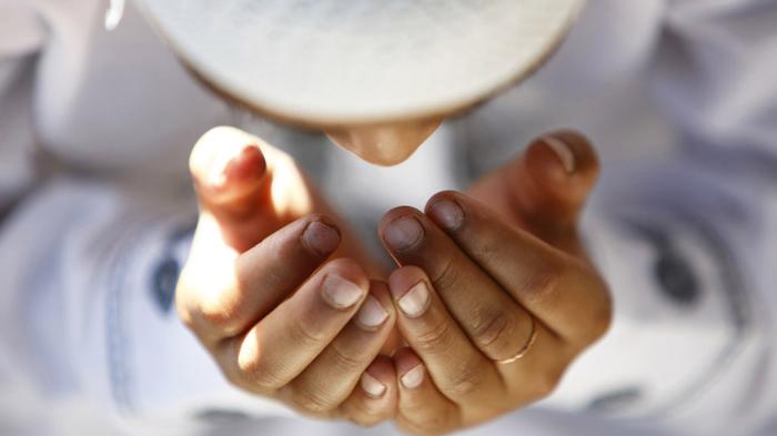 Bacaan Tahlil Lengkap Doa Arwah Tulisan Latin dan Terjemahan - Surya.co.id