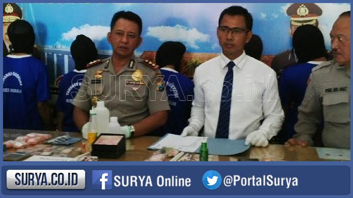 Ibu Muda di Bangkalan Simpan 19 Gram Sabu - Surya.co.id Ibu Muda di Bangkalan Simpan 19 Gram Sabu - Surya.co.id