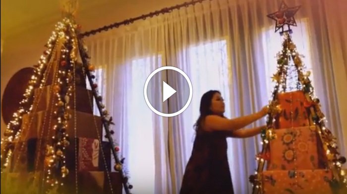 VIDEO - Pohon Natal Unik Ini Terbuat dari Kain Batik Berusia 70 Tahun ...