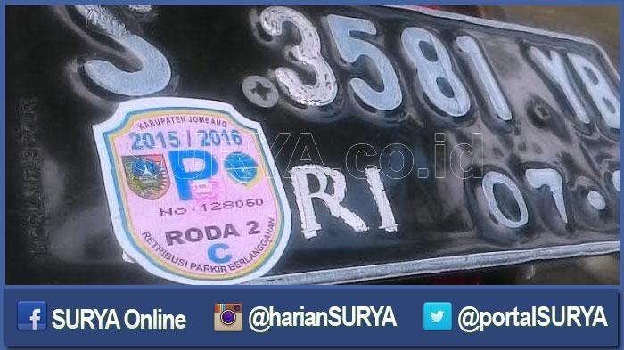 Warga Jombang Keluhkan Stiker Parkir Berlangganan yang Tidak Berfungsi ...