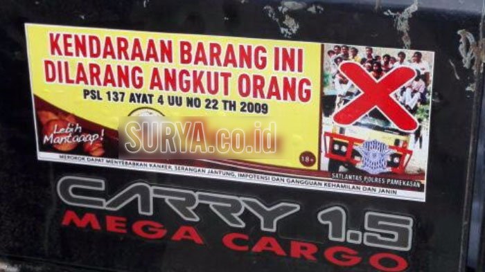 Polisi Tempel Stiker ke Mobil Barang, kok Ada Logo dan Nama Produk ...