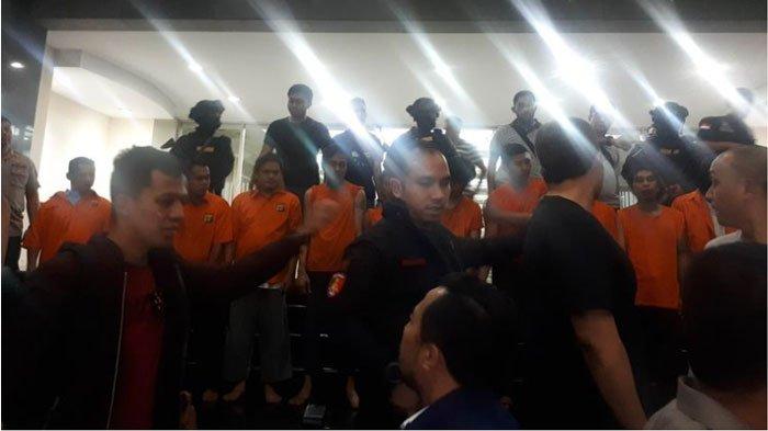 257 Perusuh di Aksi 22 Mei 2019 Ditangkap, Busur Panah, Chat Whatsapp ...