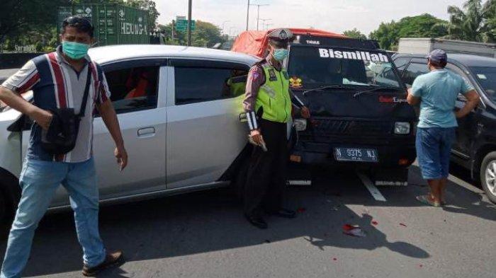 7 Mobil Terlibat Tabrakan Beruntun di Tol Waru, Ternyata Ini Penyebabnya - Surya.co.id