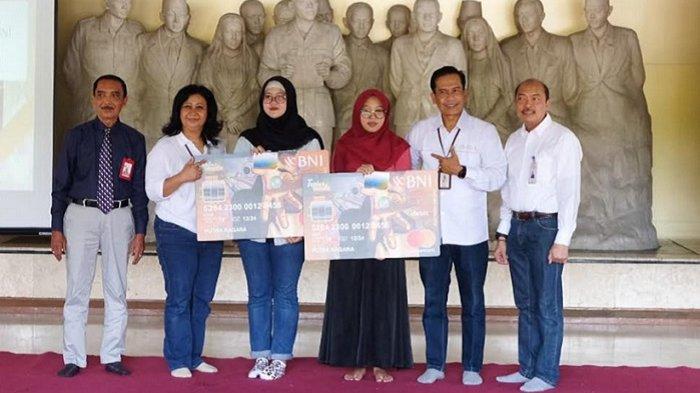 BNI Bidik Nasabah Milenial Dengan Taplus Muda Desain Baru - Surya.co.id
