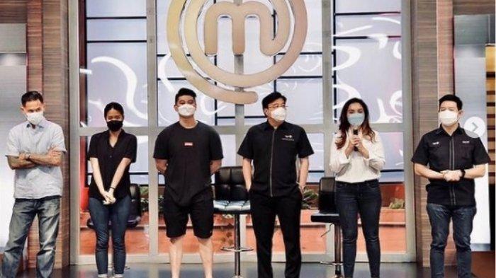 Biodata Juri Masterchef Indonesia 9: Chef Juna Rorimpandey, Chef ...