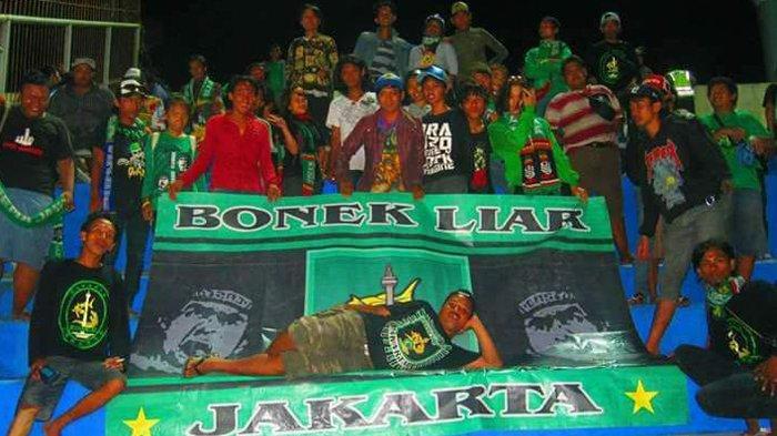 Bonek Persebaya Surabaya Ini Gemar Bershalawat - Surya.co.id