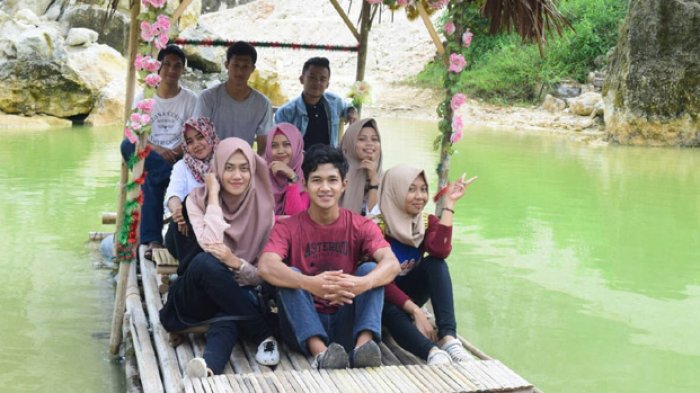 24 Jam Menjelajah Pulau Garam - Surya.co.id