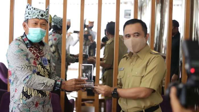 PLN UID Jatim dan Pemkab Banyuwangi Komitmen Dukung Program Pembangunan Kelistrikan di Daerah ...