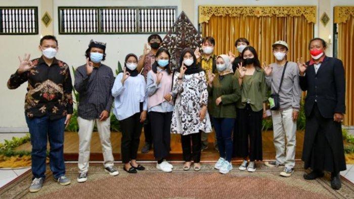 Bupati Ipuk Fiestiandani Ajak Anggota Ikawangi Jogja Gotong-Royong Bangun Banyuwangi - Surya.co.id