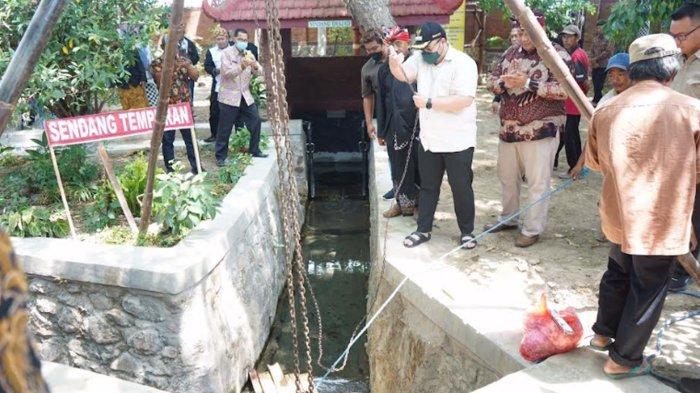 Resmikan Sendang Sumber Agung Sebagai Desa Wisata, Bupati Kediri Mas ...