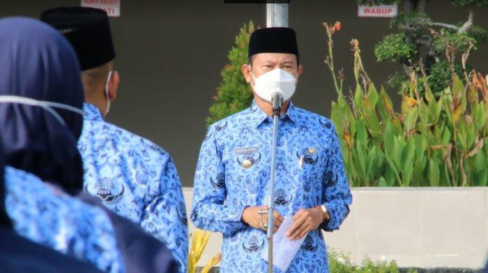 Hari Pertama Kerja Usai Libur Idul Fitri, Ini Pesan Bupati Lamongan Yuhronur Efendi - Surya.co.id
