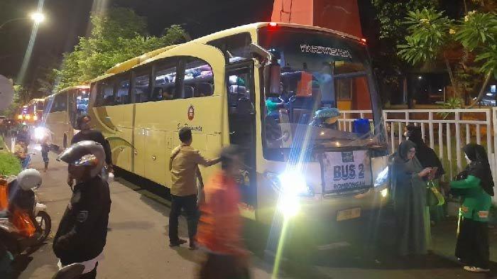 Ketua TKD Prabowo-Gibran Berangkatkan 5 Bus Rombongan Muslimat NU ...