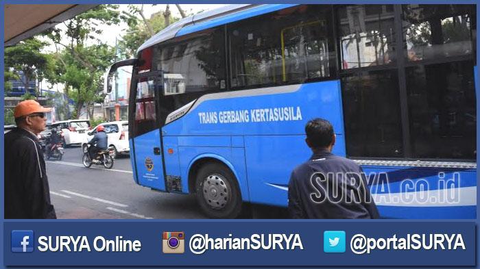 20 Bus Trans Surabaya Dipaksa Beroperasi Tanpa Dukungan Halte Memadai ...