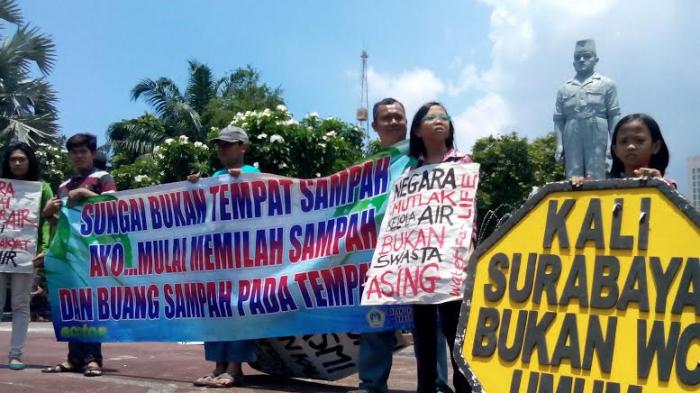 Ecoton Ajak Selamatkan Air - Surya.co.id