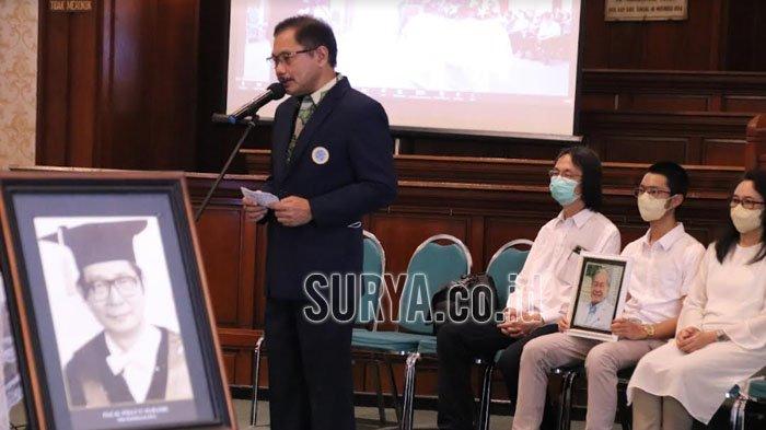 Pendiri Departemen Ilmu Kedokteran Jiwa FK UNAIR, Prof Willy Maramis ...