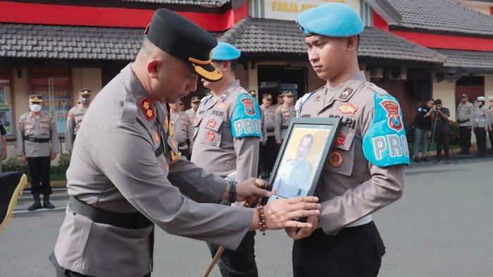 Terjerat Kasus Penyalahgunaan Narkotika, Dua Polisi di Jember Dipecat Tidak dengan Hormat ...