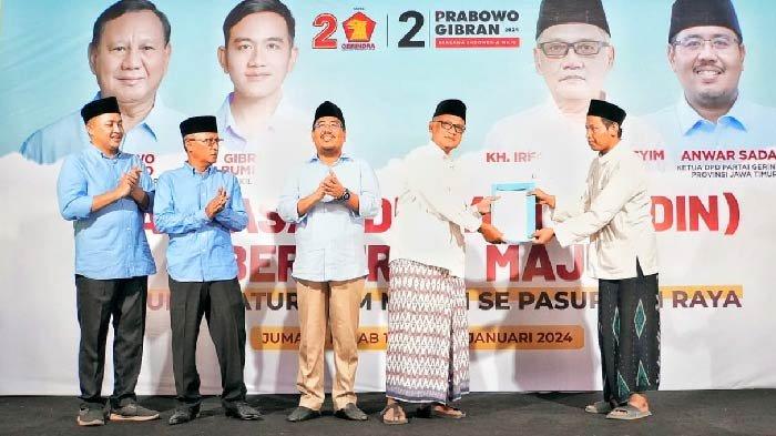 Ribuan Guru Madin dan Guru Ngaji se-Pasuruan Deklarasi Dukungan untuk Prabowo-Gibran di Pilpres ...
