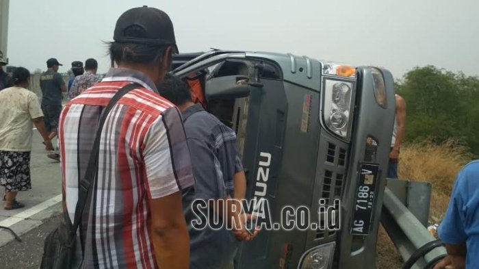 Rombongan Elf yang Celaka di Tol Surabaya-Mojokerto Itu Berasal dari Kediri, Hendak Takziah ...