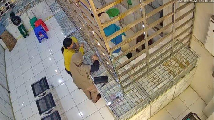 2 Emak-Emak di Kota Probolinggo Datang ke Toko Emas Lalu Curi 2 Kalung Senilai Rp 10 Juta ...