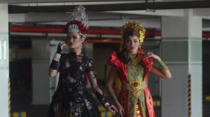 Inilah Kreasi Dyan Nugra yang Menampilkan Kesan Sensualitas Lewat ...
