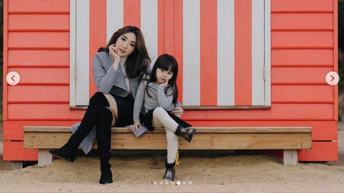 Gisel Menuai Cibiran dan Gading Marten Dibanjiri Pujian dari Netizen Gara-gara Foto Ini - Surya ...