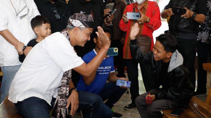 Bertemu Ganjar, Farel Prayoga Nyanyikan Lagu Baru Berjudul Tugiman - Halaman all - Surya.co.id