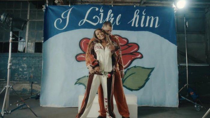 Chord dan Lirik Lagu I Like Him - Princess Nokia Lengkap Terjamahan ...