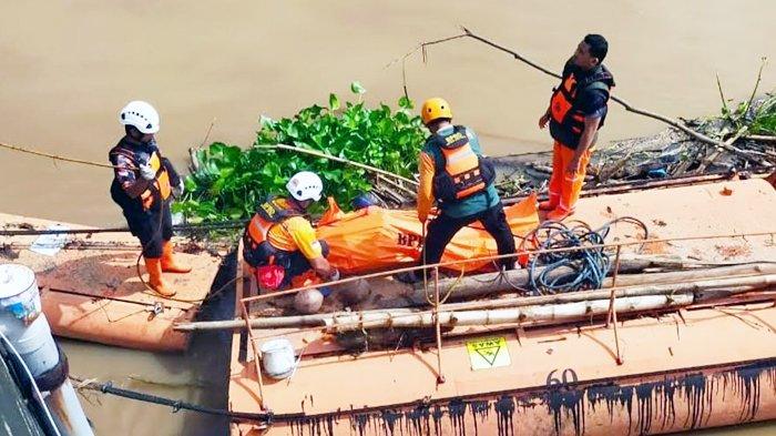 Dilaporkan Hilang Tenggelam di Sungai Brantas Malang, Jasad Pria ...