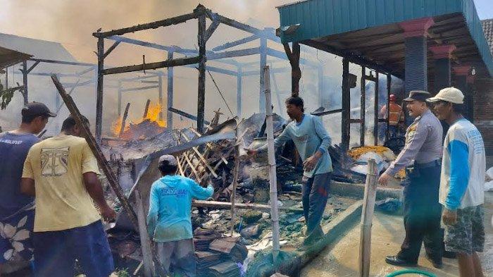 Api Penghangat Membesar Bakar 4 Rumah Warga Lamongan, 4 Ekor Sapi dan ...