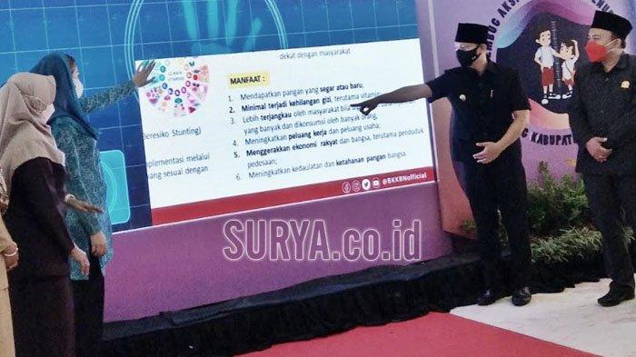 Bupati Trenggalek Mas Ipin Target Angka Stunting Turun di Bawah 10 Persen - Halaman all - Surya ...