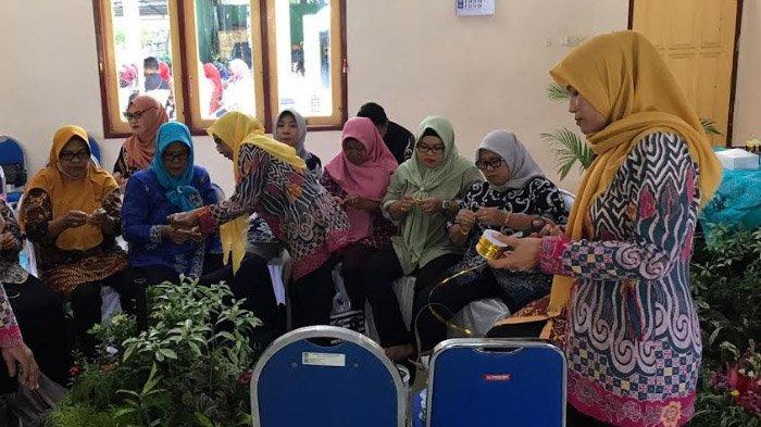 Gencarkan Pengelolaan Sampah ala 3R, DLH Nganjuk Ajak Warga Peduli Lingkungannya - Surya.co.id