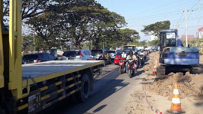 Proyek Umbulan di Jalan Citraraya-Unesa Bikin Macet, begini Respons ...