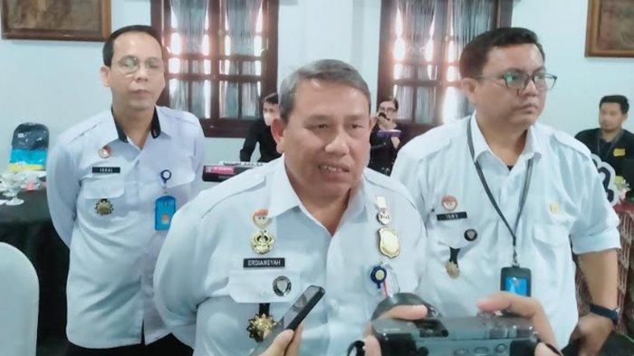 Diduga Overstay, Imigrasi Kediri Lakukan Penindakan kepada 9 Warga Negara Asing - Surya.co.id