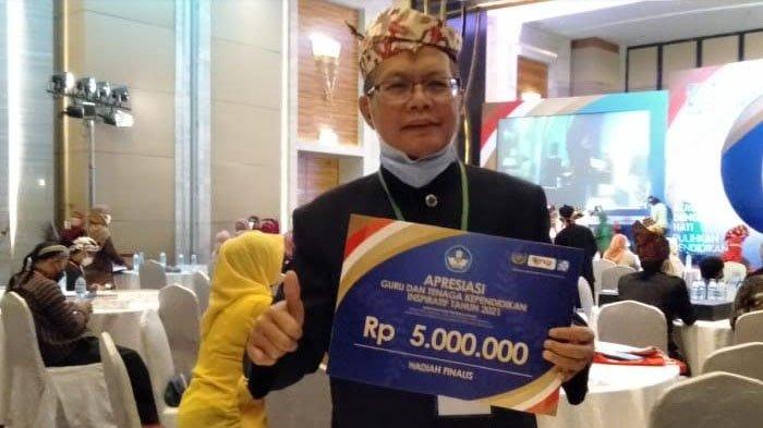 Kasek SMP Negeri 1 Lamongan Raih Prestasi Kepala Sekolah Inspiratif ...