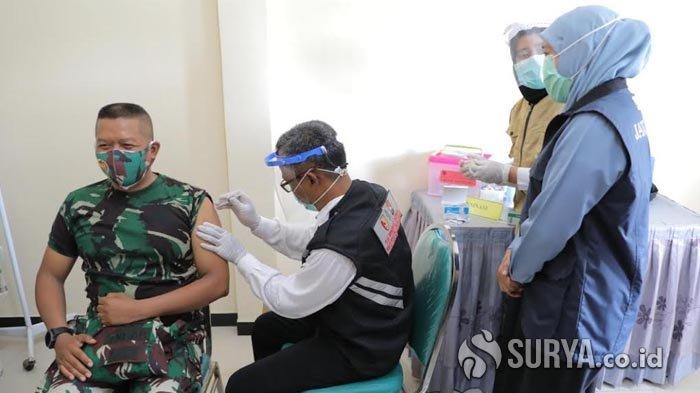 Khofifah Mendorong Daerah di Jatim Percepat Vaksinasi Covid-19, Akan Langsung Drop Vaksin Lagi ...