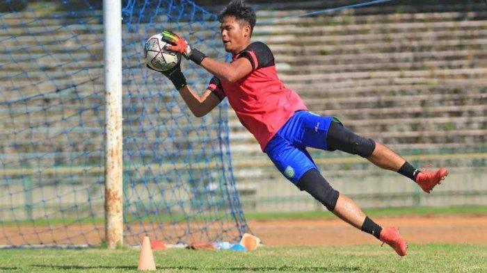 Kiper Utama Gresik United Ali Budi Raharjo Cedera Jelang Lawatan ke ...