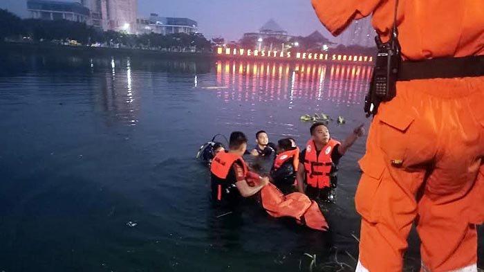 Keterangan Saksi Terkait Mobil Pikap Berisi Dua Remaja yang Terjun ke ...