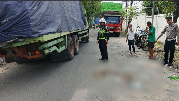 KRONOLOGI Kecelakaan Maut di Kebomas Gresik, Seorang Pengendara Motor Meninggal Dunia - Surya.co.id